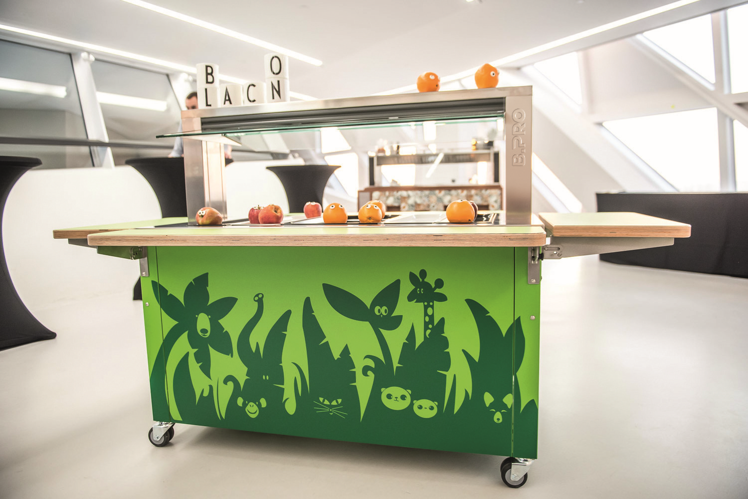 Flexibel und individuell - Speisenausgabe-Lösungen von B.PRO | B.PRO