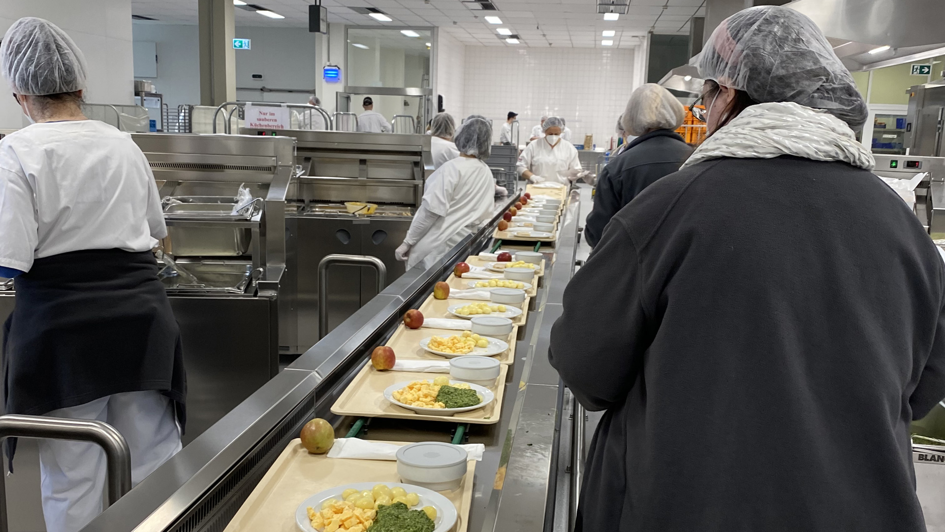 Food distribution project at Mannheim University Hospital | B.PRO